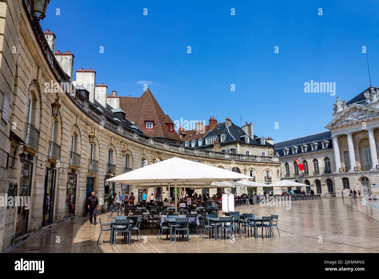 The restaurant in front of the Palace of the Dukes and Estates of ...
