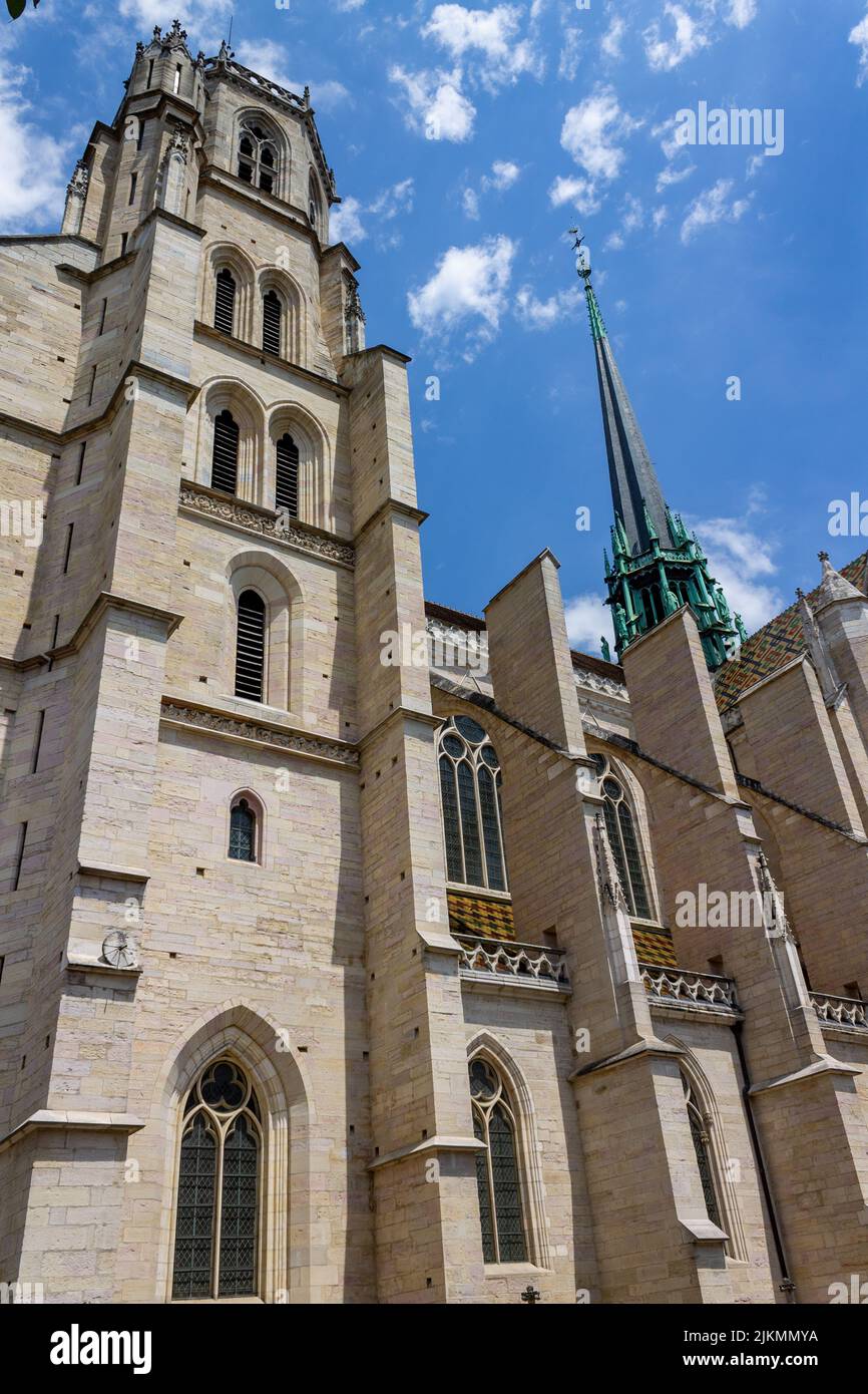 A vertical shot of Dijon Cathedral, or the Cathedral of Saint Benignus ...