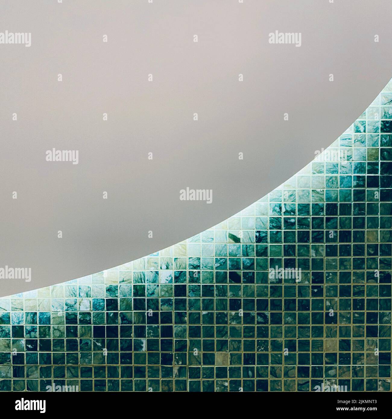 Emerald shape hi-res stock photography and images - Alamy