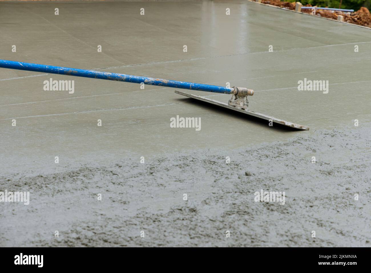 Steel fresno concrete trowel hi-res stock photography and images - Alamy