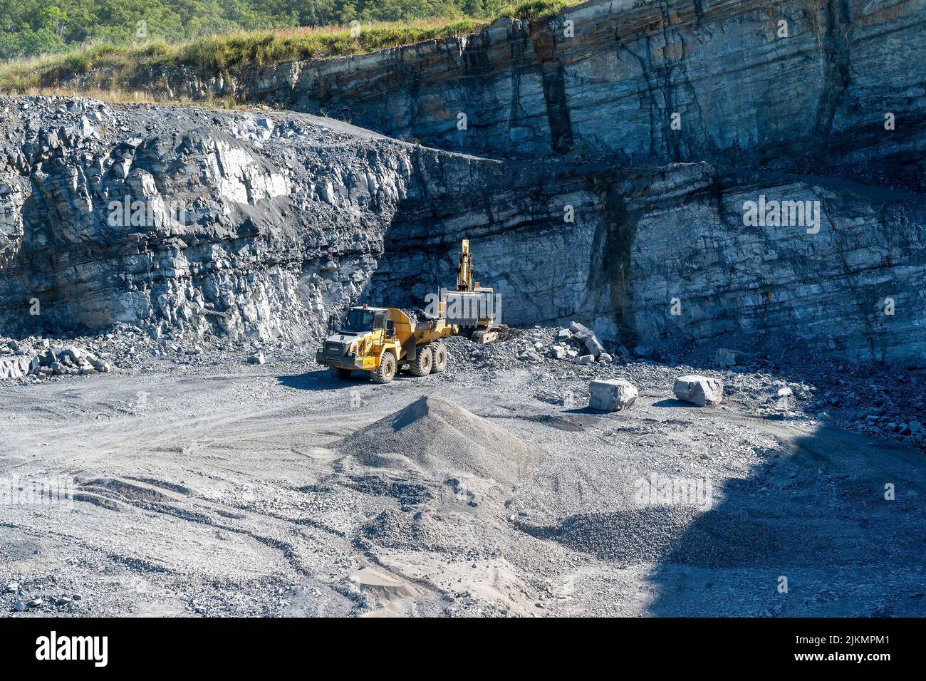 Mackay, Queensland, Australia - 7th June 2022: Rock being excavated at ...