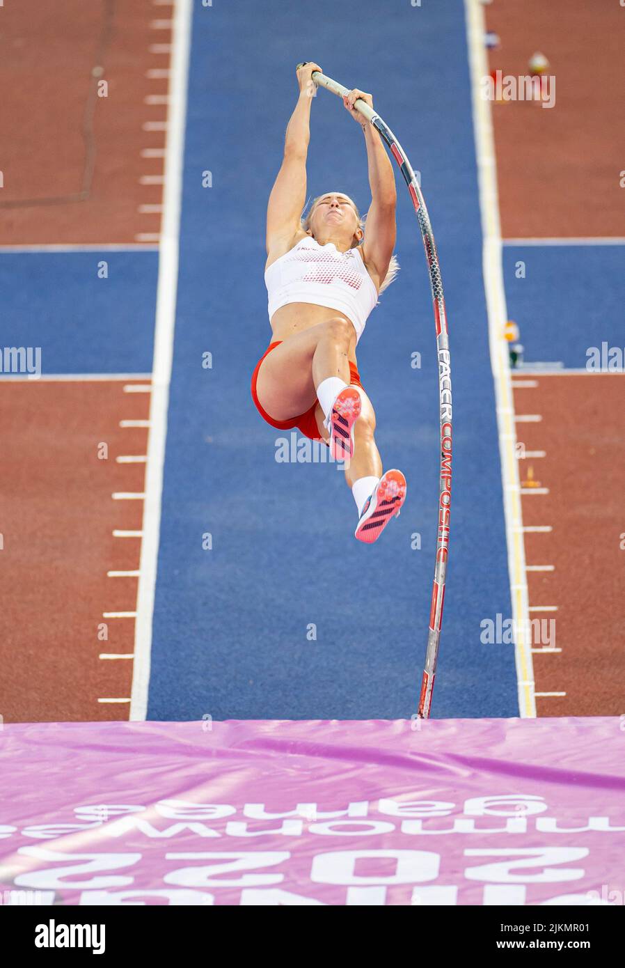 Sophie cook pole vault hi-res stock photography and images - Alamy