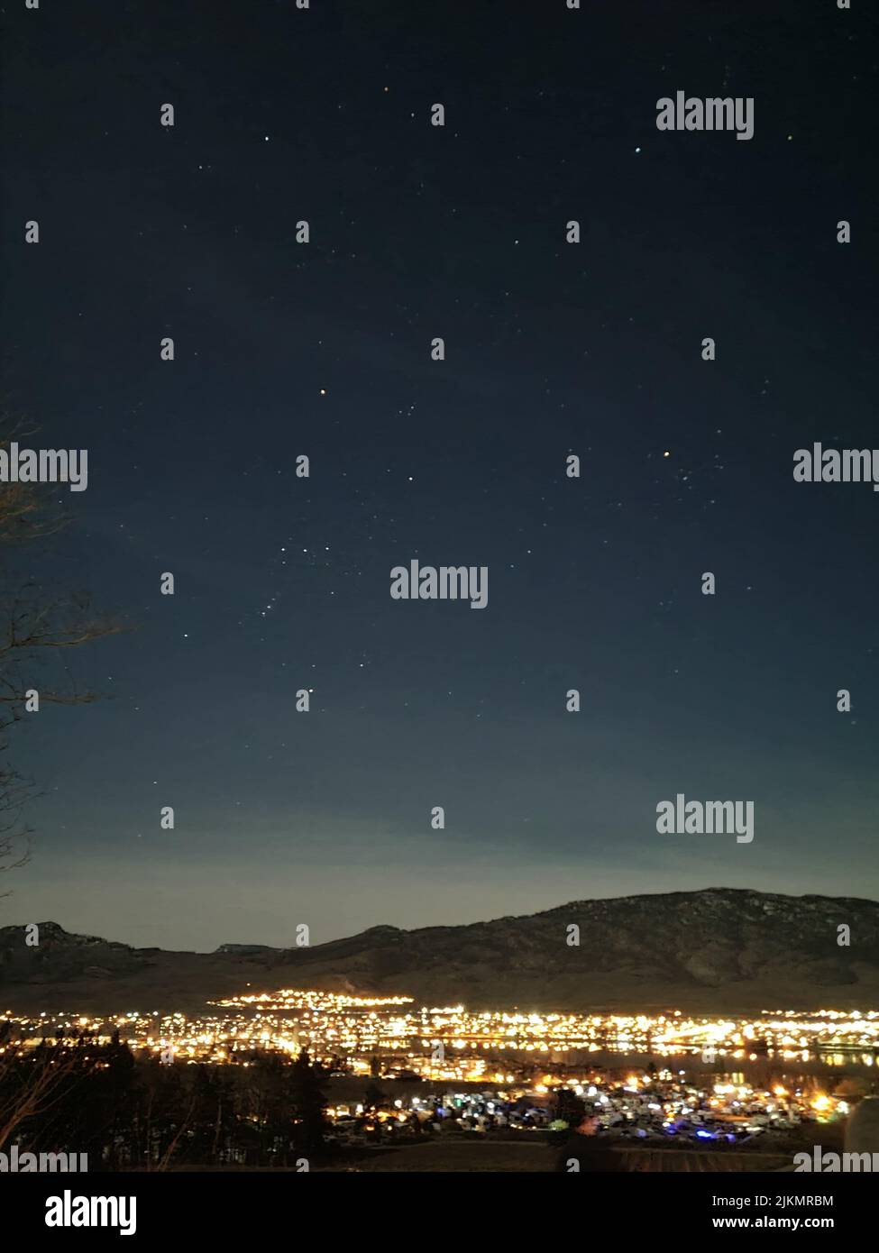 Night view with lights hi-res stock photography and images - Alamy