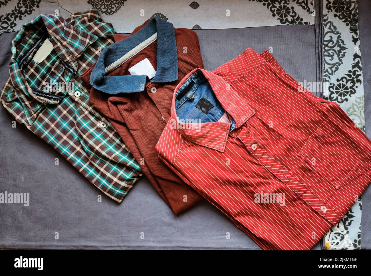 Mens shirts table hi-res stock photography and images - Alamy