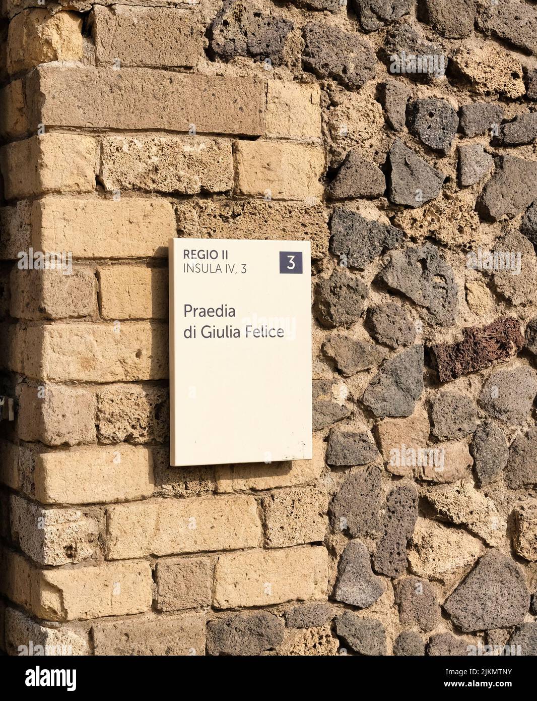 POMPEII, ITALY - Famous Roman villa House of Julia Felix (Praedia di ...