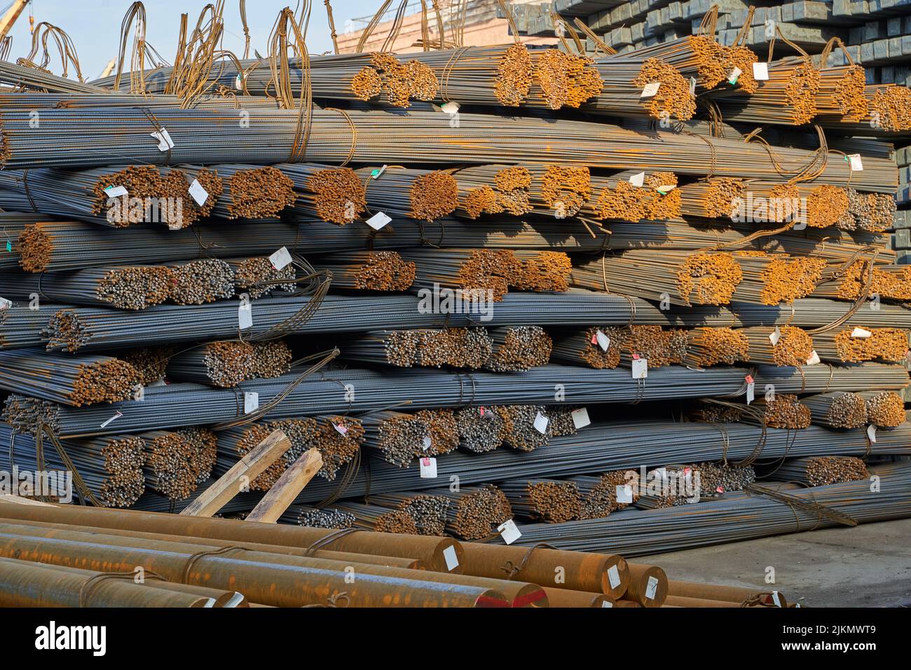 Cargo hatch covers hi-res stock photography and images - Alamy