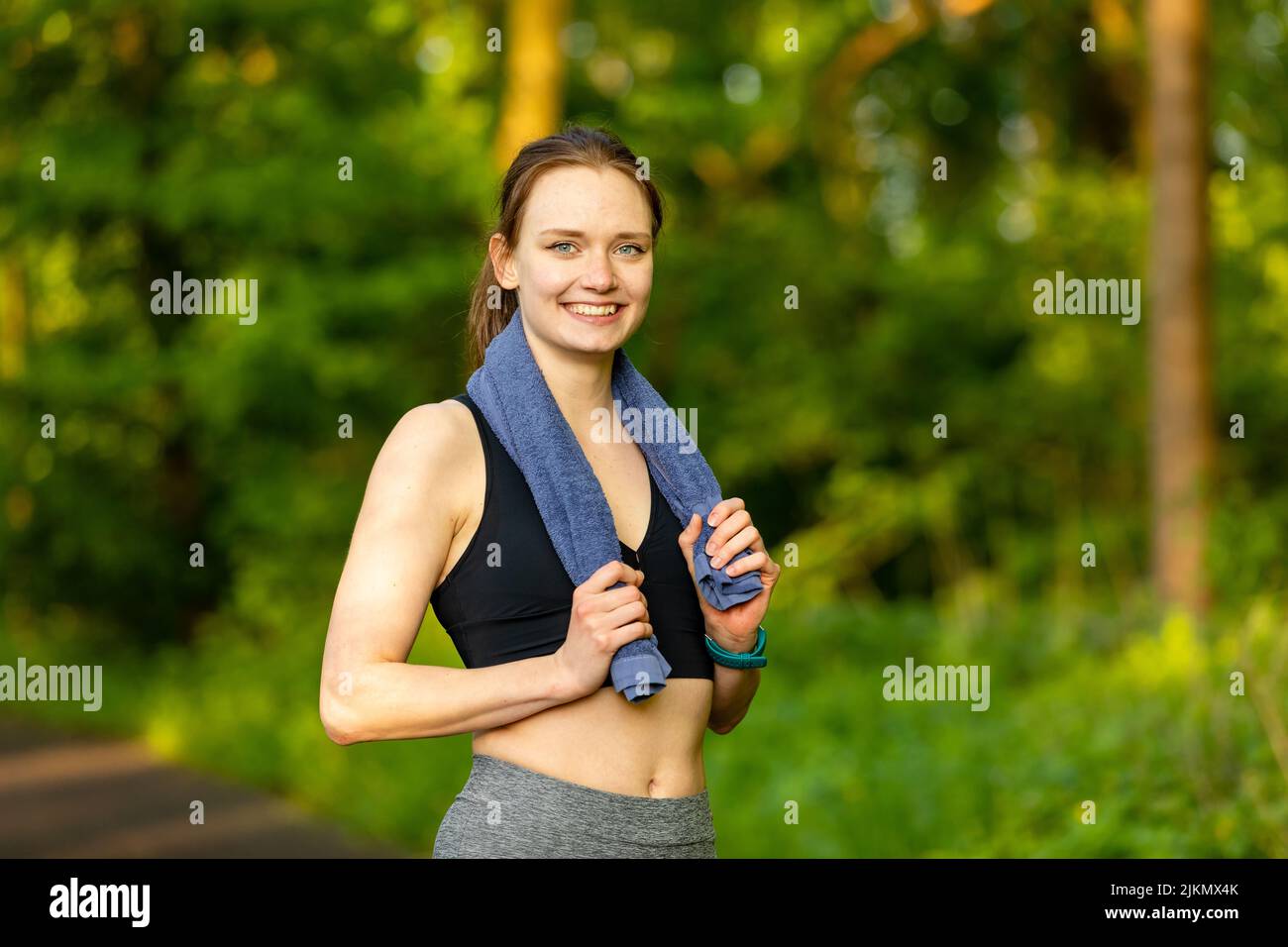 Young jogger in nature hi-res stock photography and images - Alamy