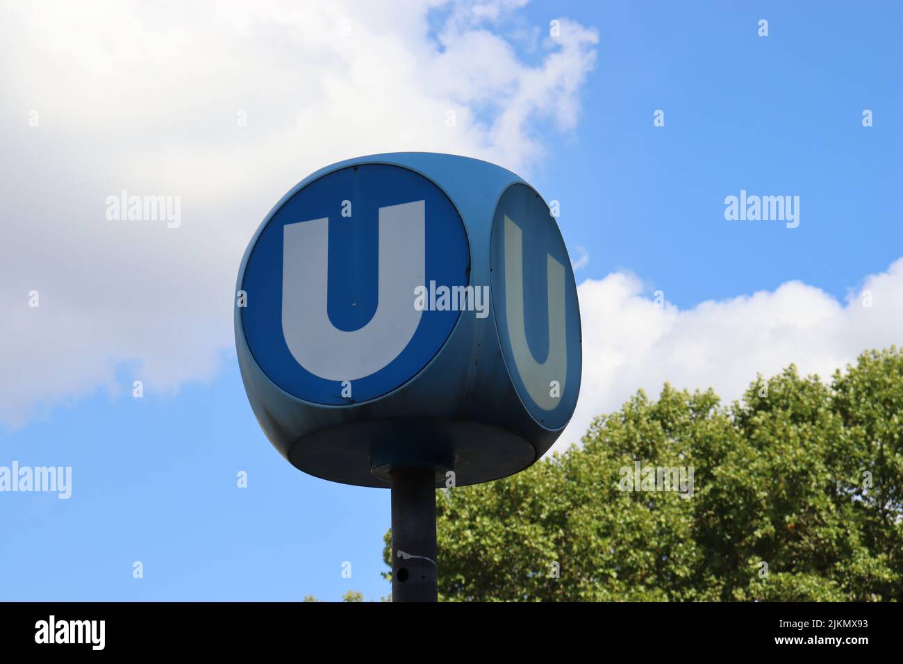 A city street sign of U Stock Photo - Alamy