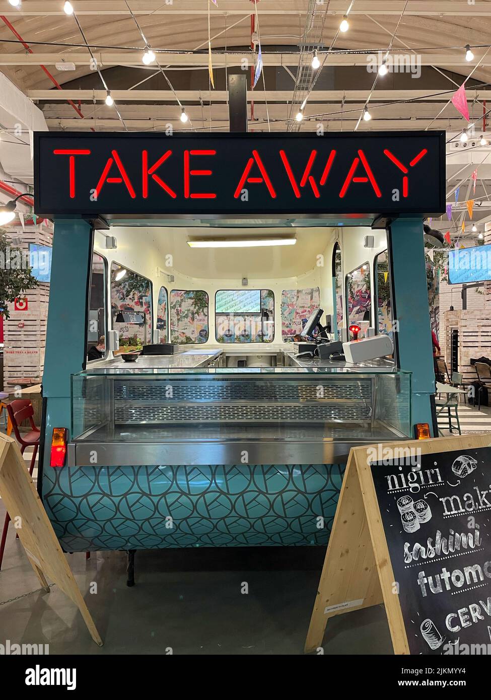 Caravan food truck hi-res stock photography and images - Alamy