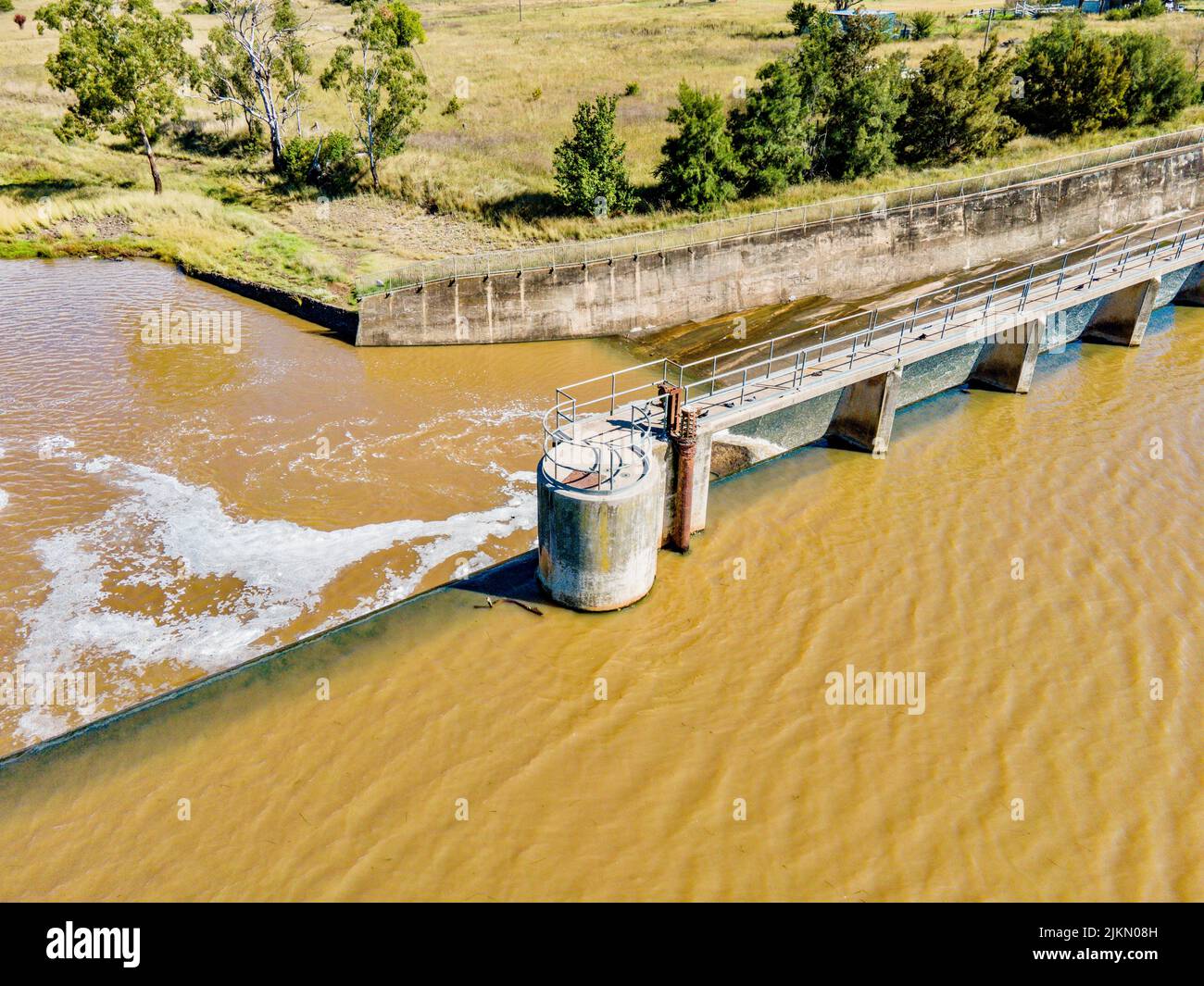 An aerial view of Lake Inverell Reserve in New South Wales, Australia ...