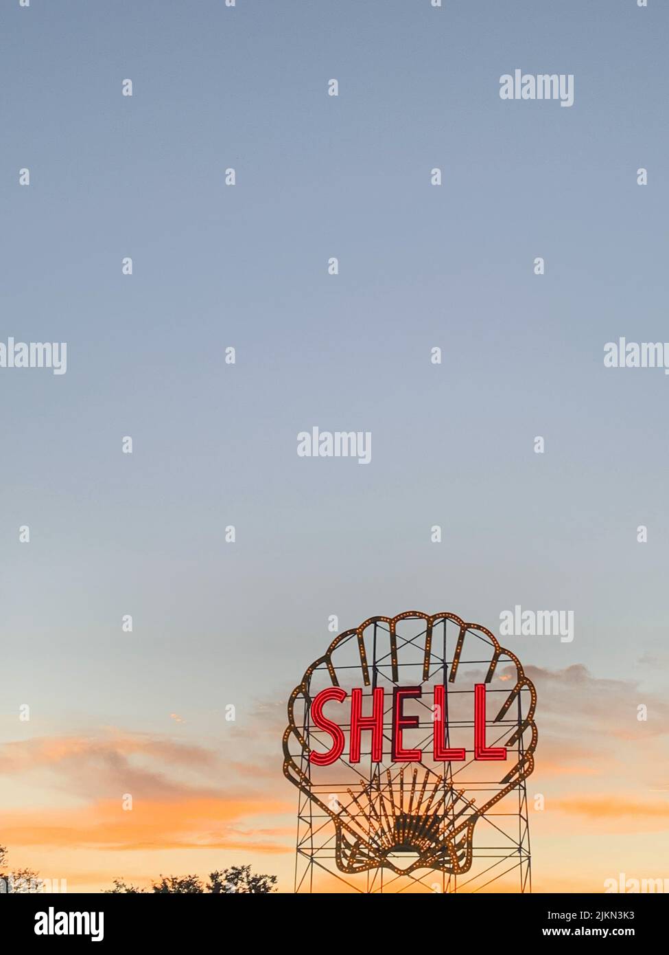 Logo shell shell logo shell logo hi-res stock photography and images ...