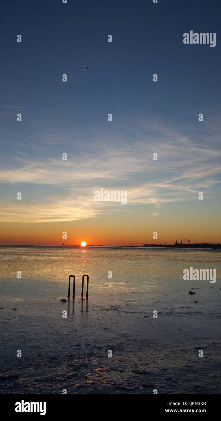 Blue sea under sunset hi-res stock photography and images - Alamy