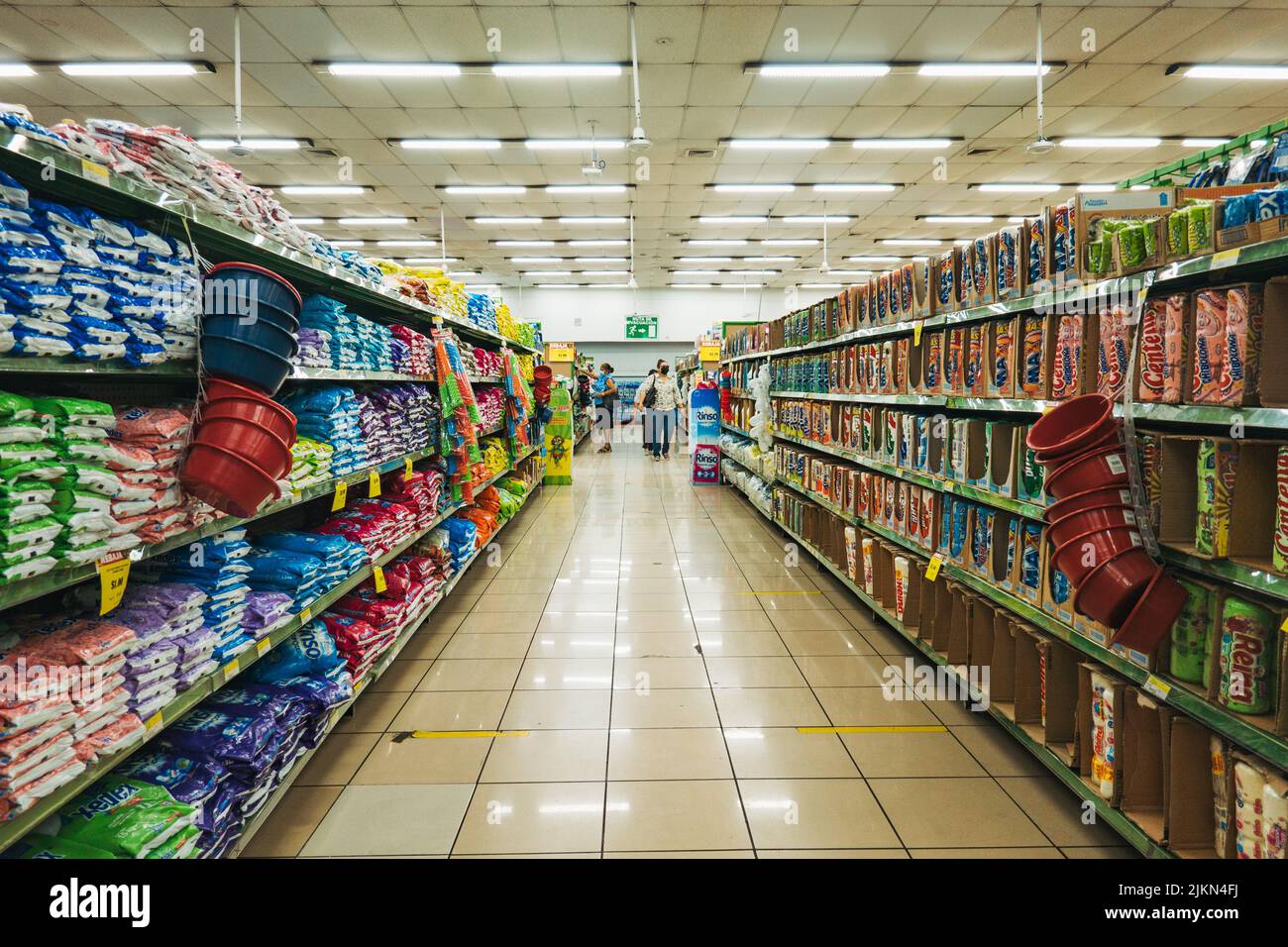 stocked shelves of a supermarket in San Salvador, El Salvador Stock ...
