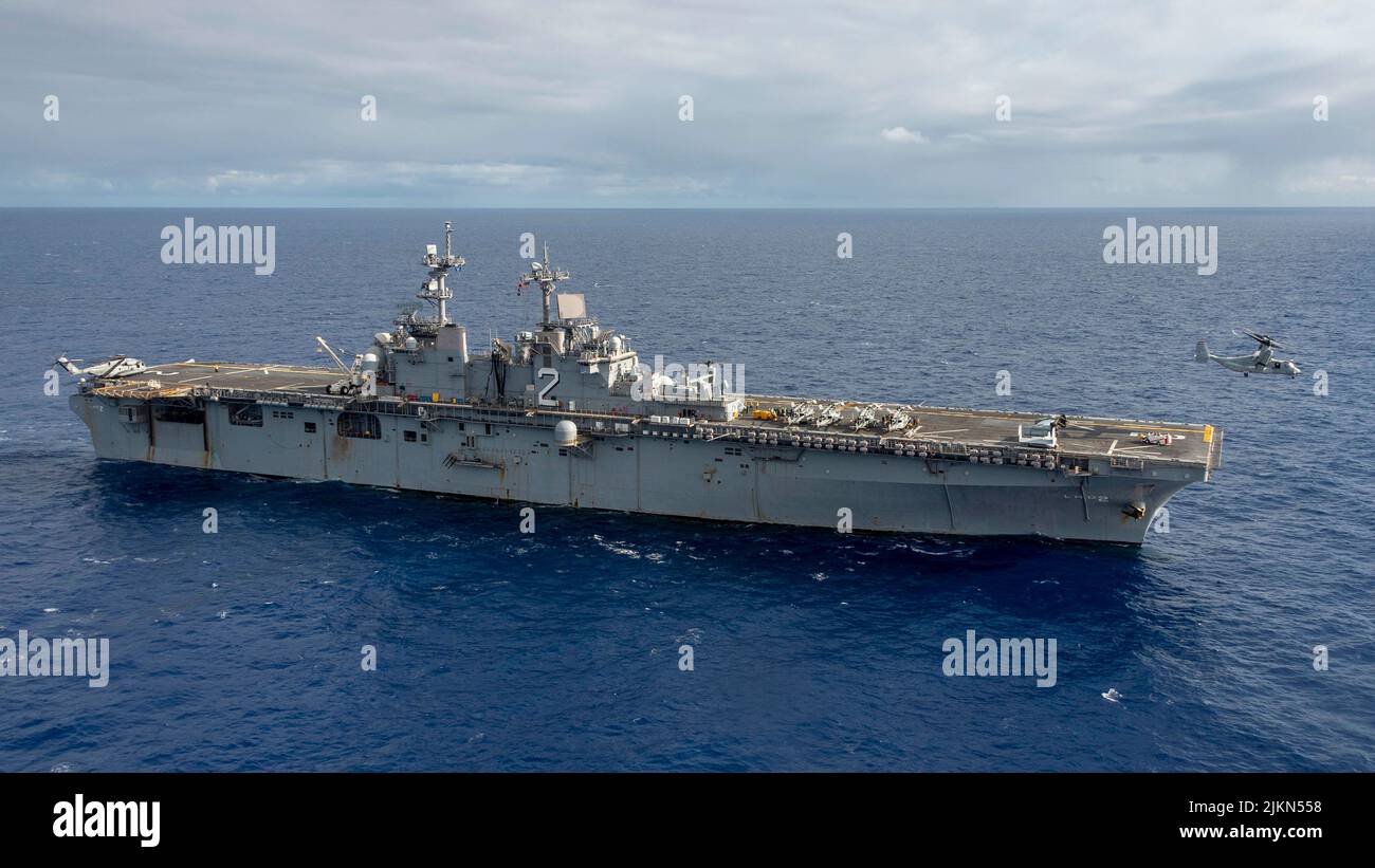 PACIFIC OCEAN (July 30, 2022) An MV-22B Osprey, attached to Marine ...