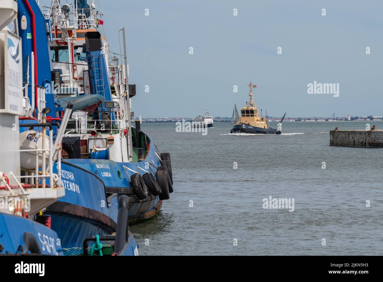 The huge tugs in the dock, boats designed to push pull and tow barges ...