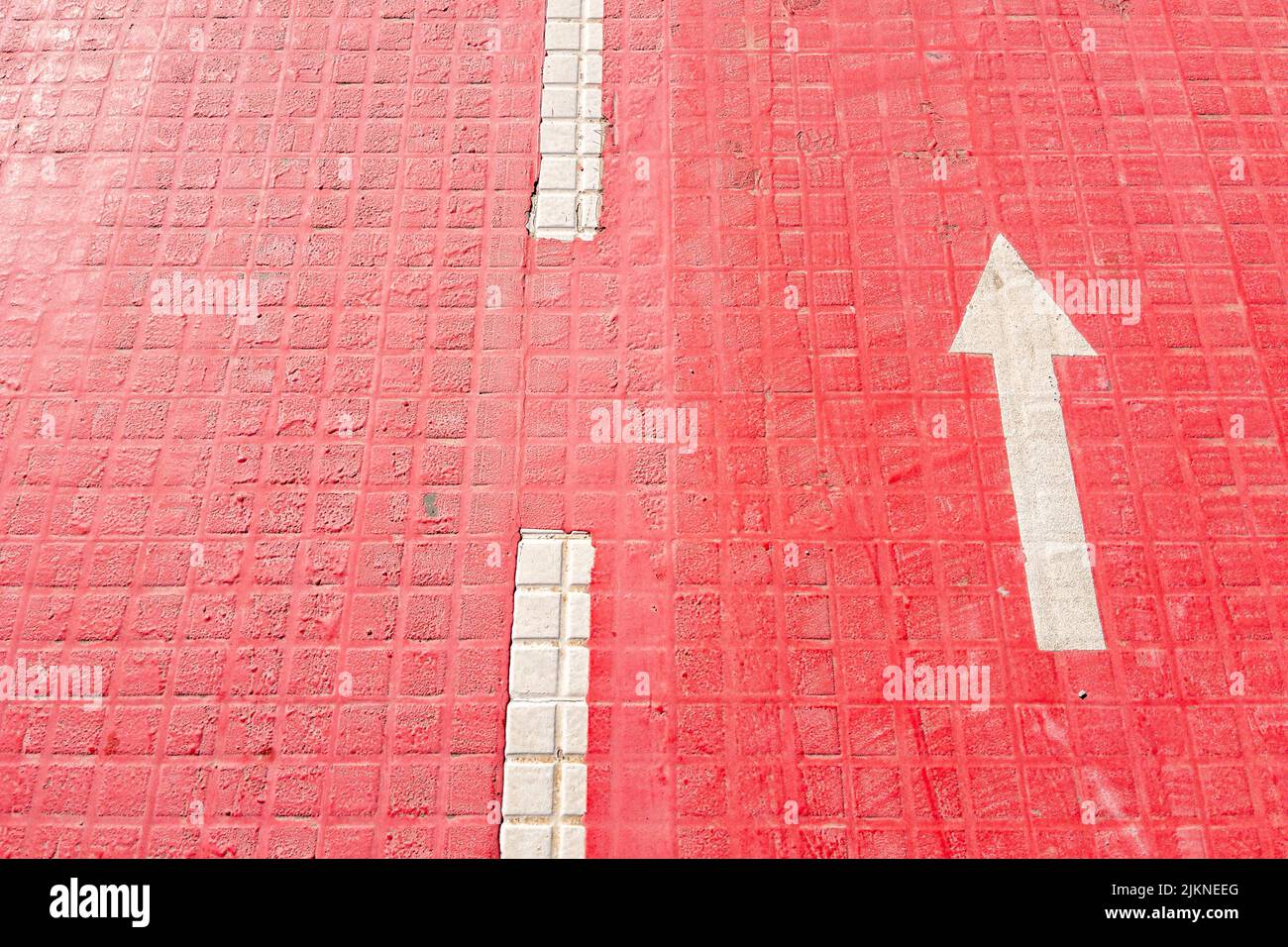 Red cycle hi-res stock photography and images - Alamy