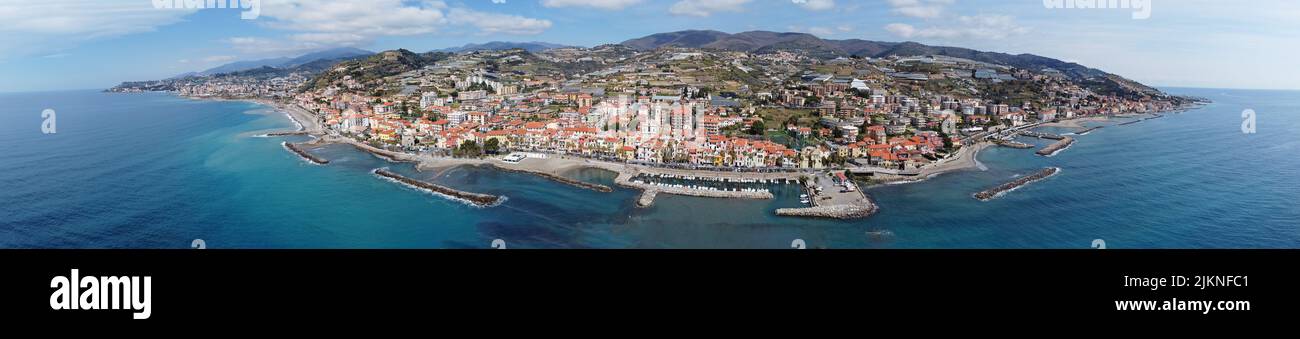 Riva ligure hi-res stock photography and images - Alamy