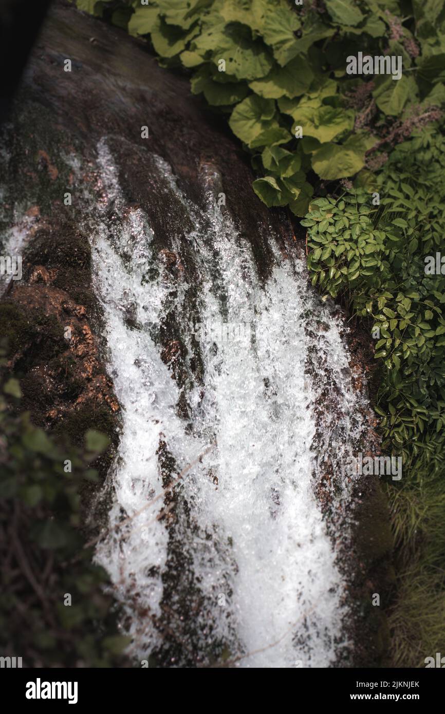 Beautiful water falling from waterfall hi-res stock photography and ...