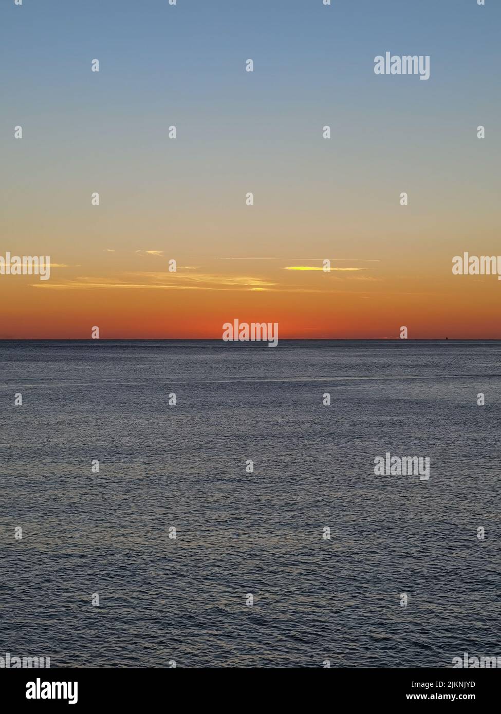 Peaceful sea hi-res stock photography and images - Alamy