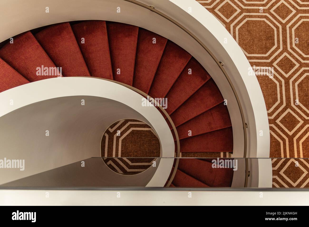 Red spiral staircase hi-res stock photography and images - Alamy
