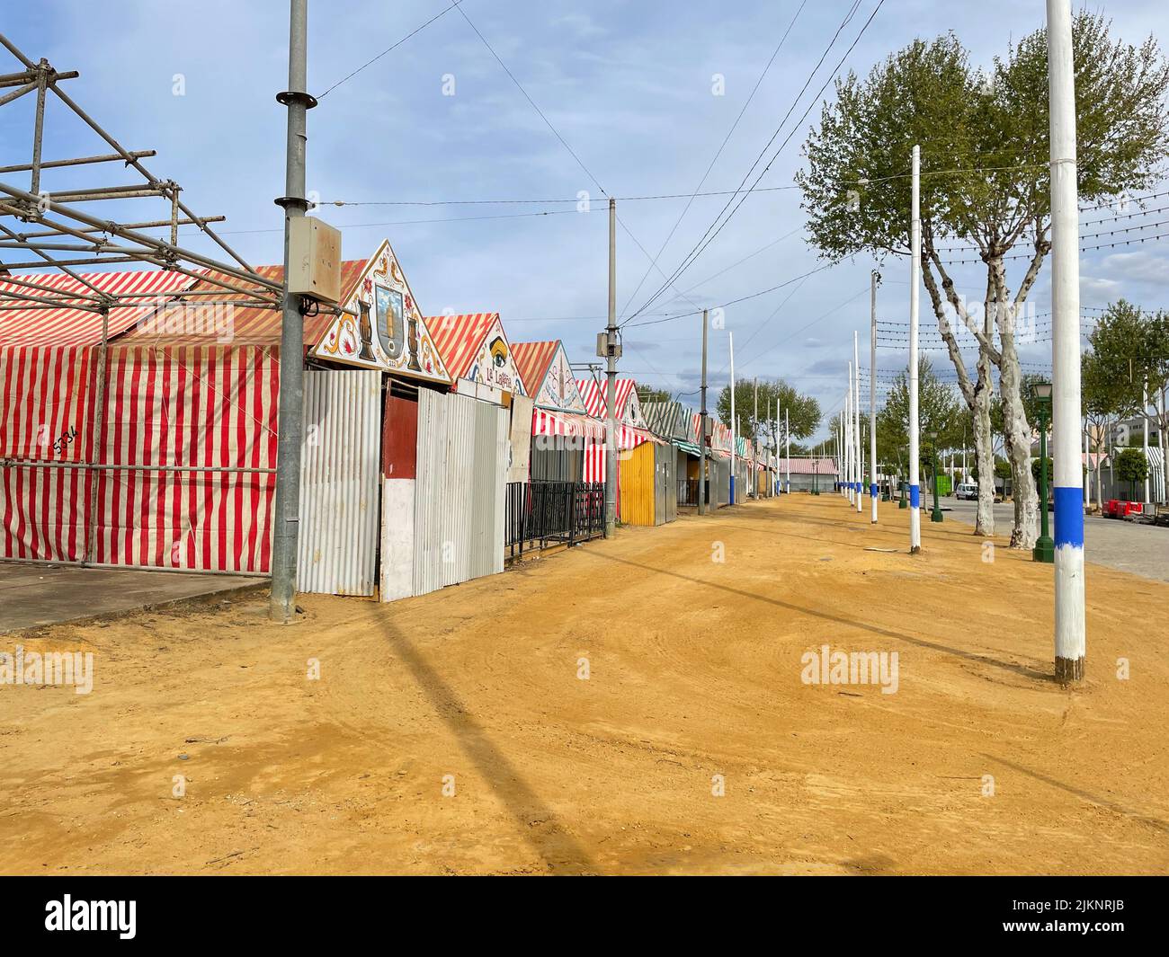 Assembly of booths at the Seville fairgrounds Stock Photo - Alamy