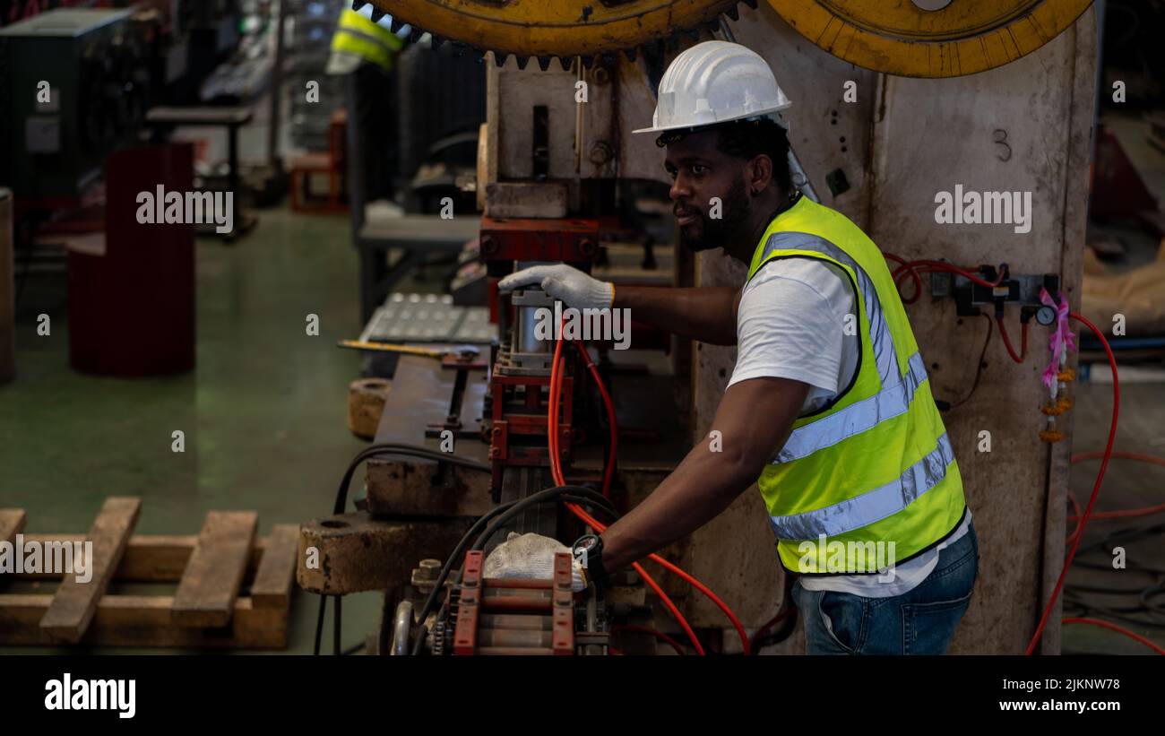 Facility manager jacket hi-res stock photography and images - Alamy