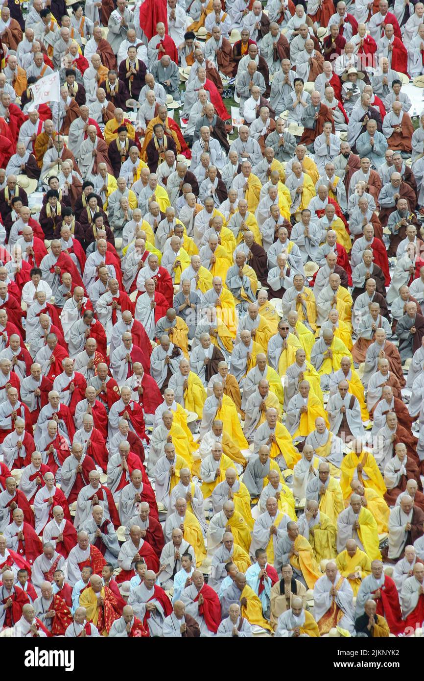 Aug 27, 2008-Seoul, South Korea-South Korean hold rally about against ...