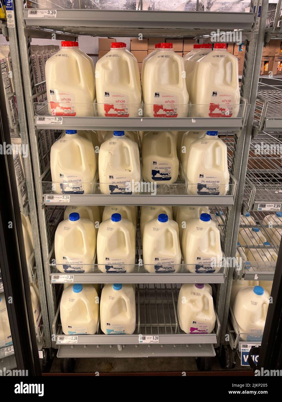 Retail bottles hi-res stock photography and images - Alamy