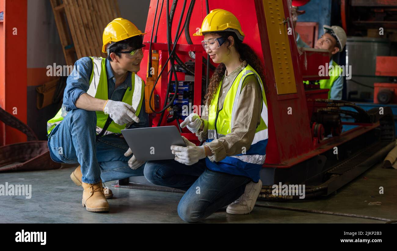 Mechanical skills training hi-res stock photography and images - Alamy