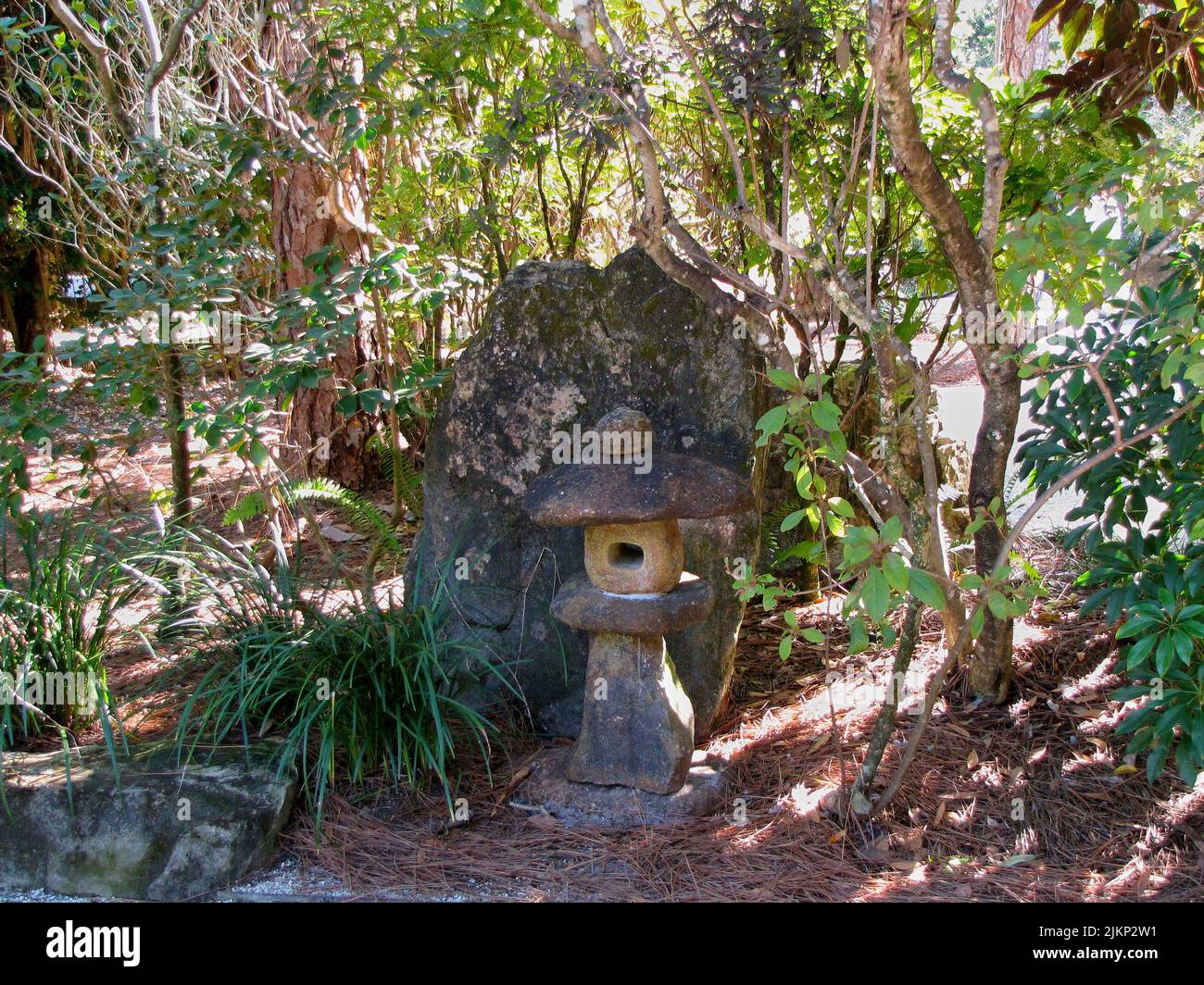 Beautiful shot japanese antique hi-res stock photography and images - Alamy