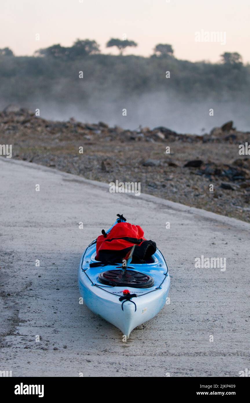 Kayaking shot hi-res stock photography and images - Alamy