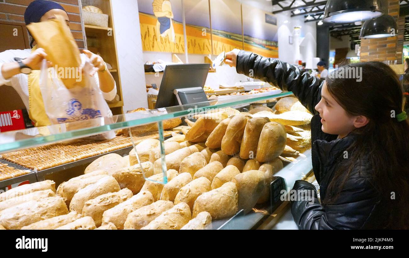 Kid bread girl hi-res stock photography and images - Alamy