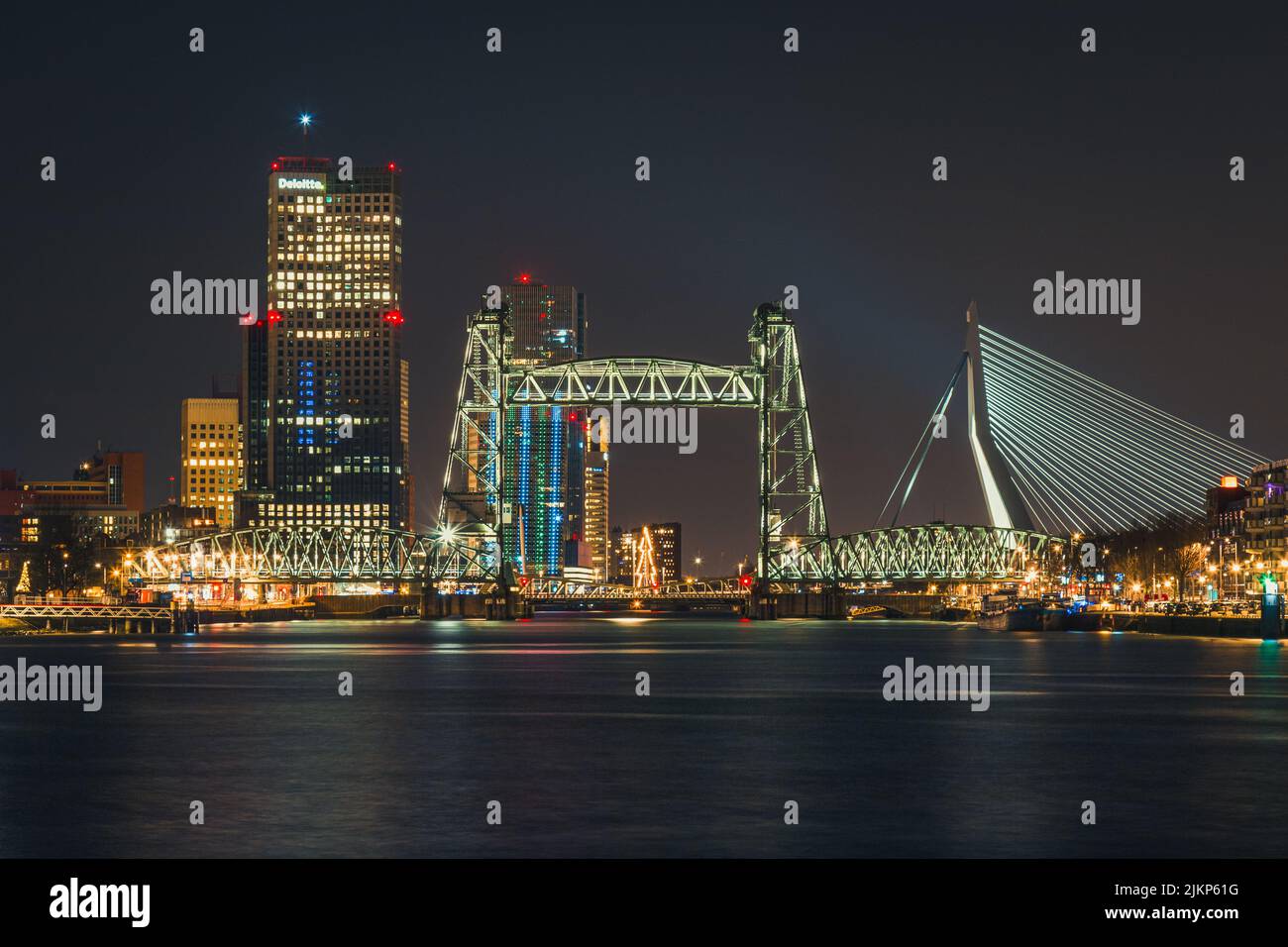 Rotterdam night view hi-res stock photography and images - Alamy