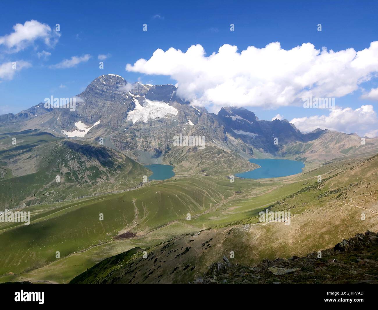 Climbing small hills hi-res stock photography and images - Alamy