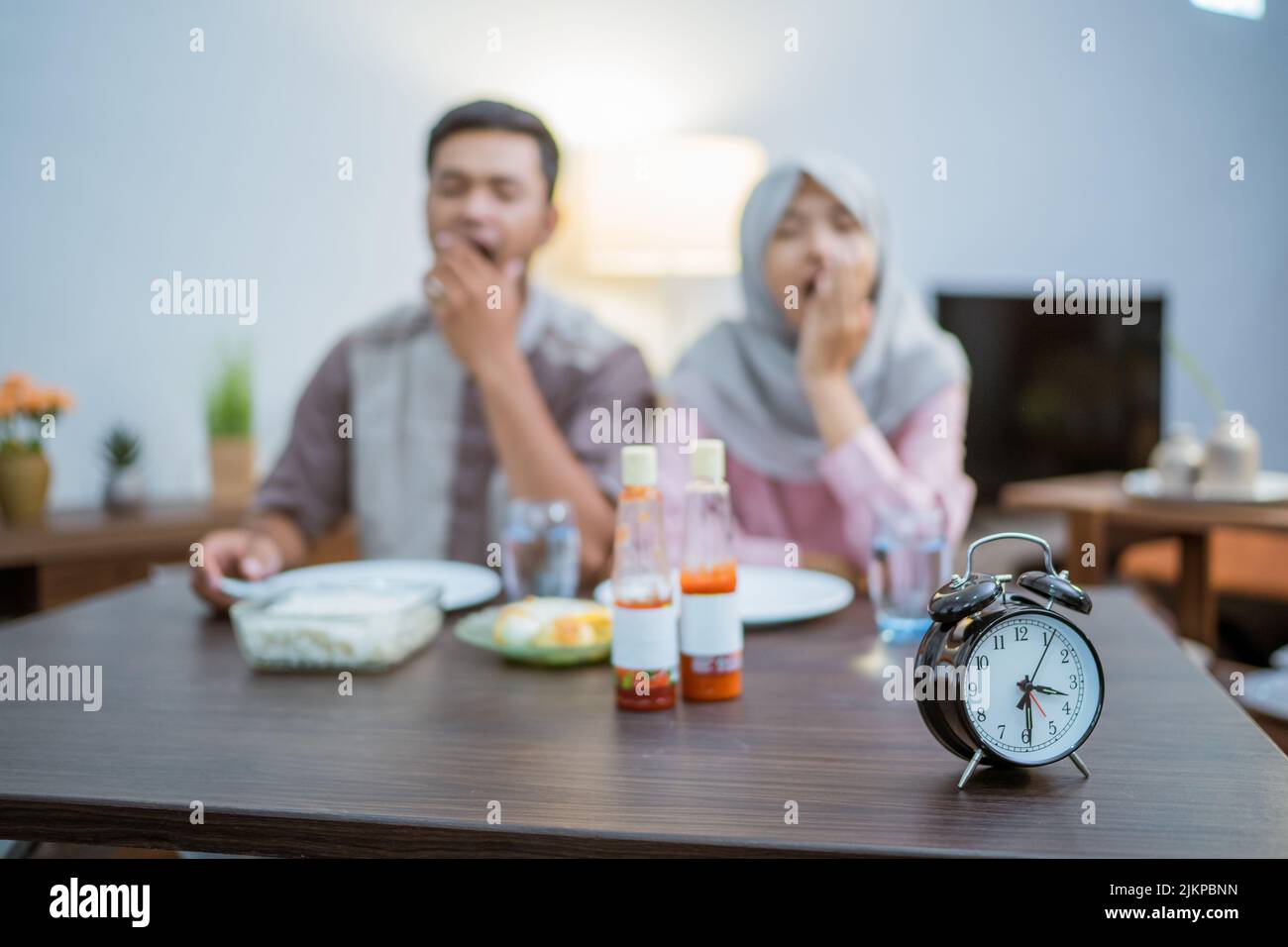 muslim couple having breakfast or sahur in morning Stock Photo - Alamy