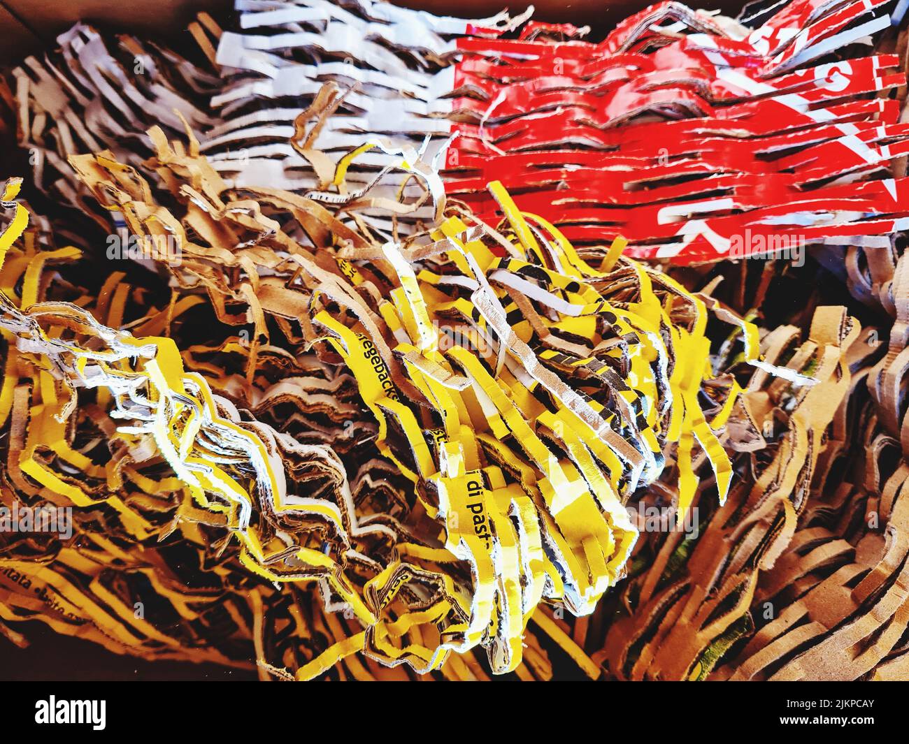 Shredded paper texture hi-res stock photography and images - Alamy