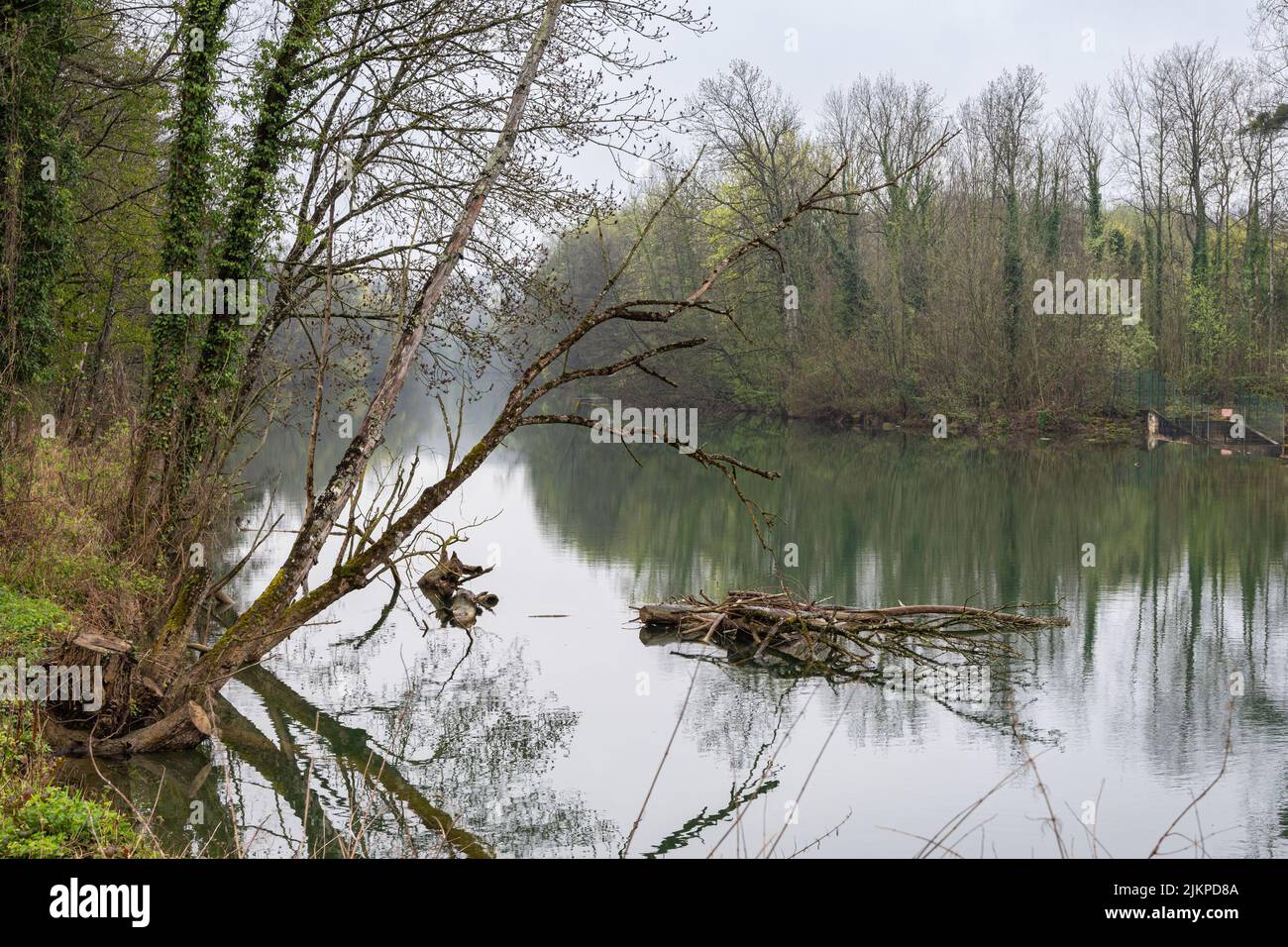 The marne river hi-res stock photography and images - Alamy