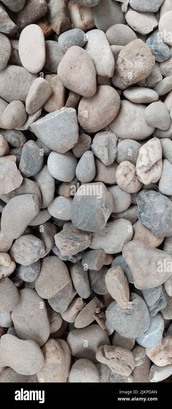 Pebbles and rocks hi-res stock photography and images - Alamy