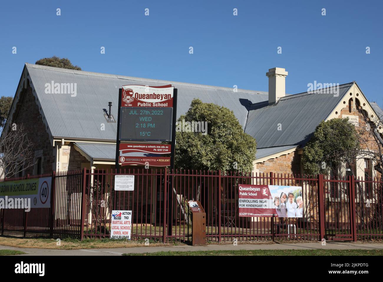 Queanbeyan Public School, Isabella Street, Queanbeyan Stock Photo - Alamy