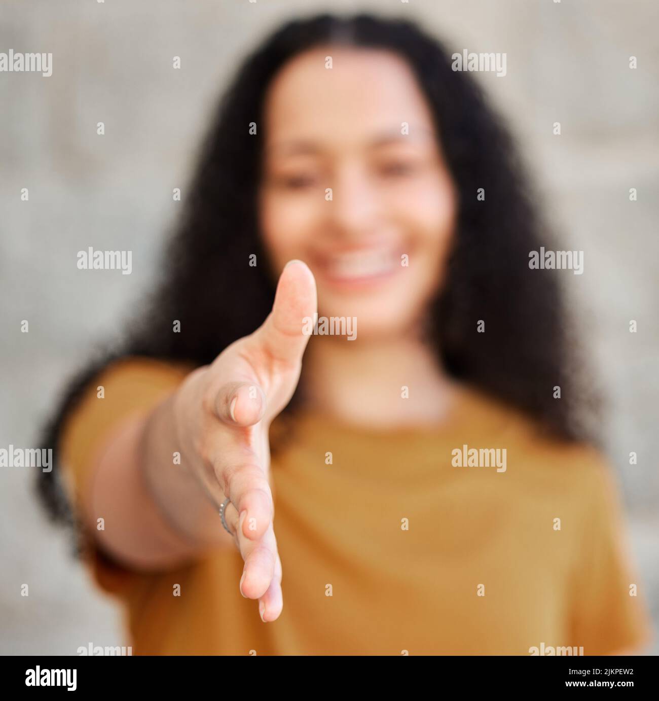 Informal handshake hi-res stock photography and images - Alamy