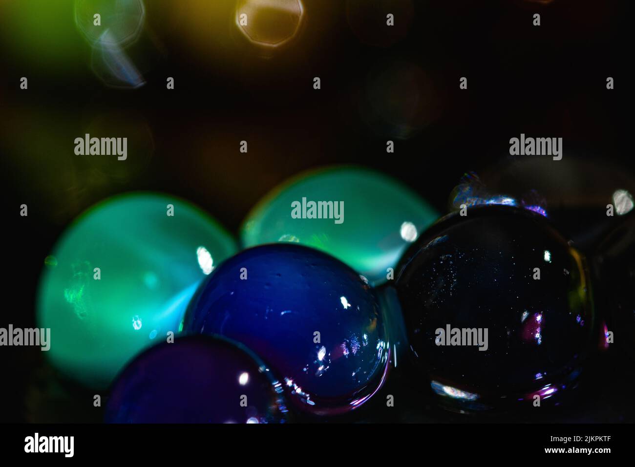 Water beads hi-res stock photography and images - Alamy