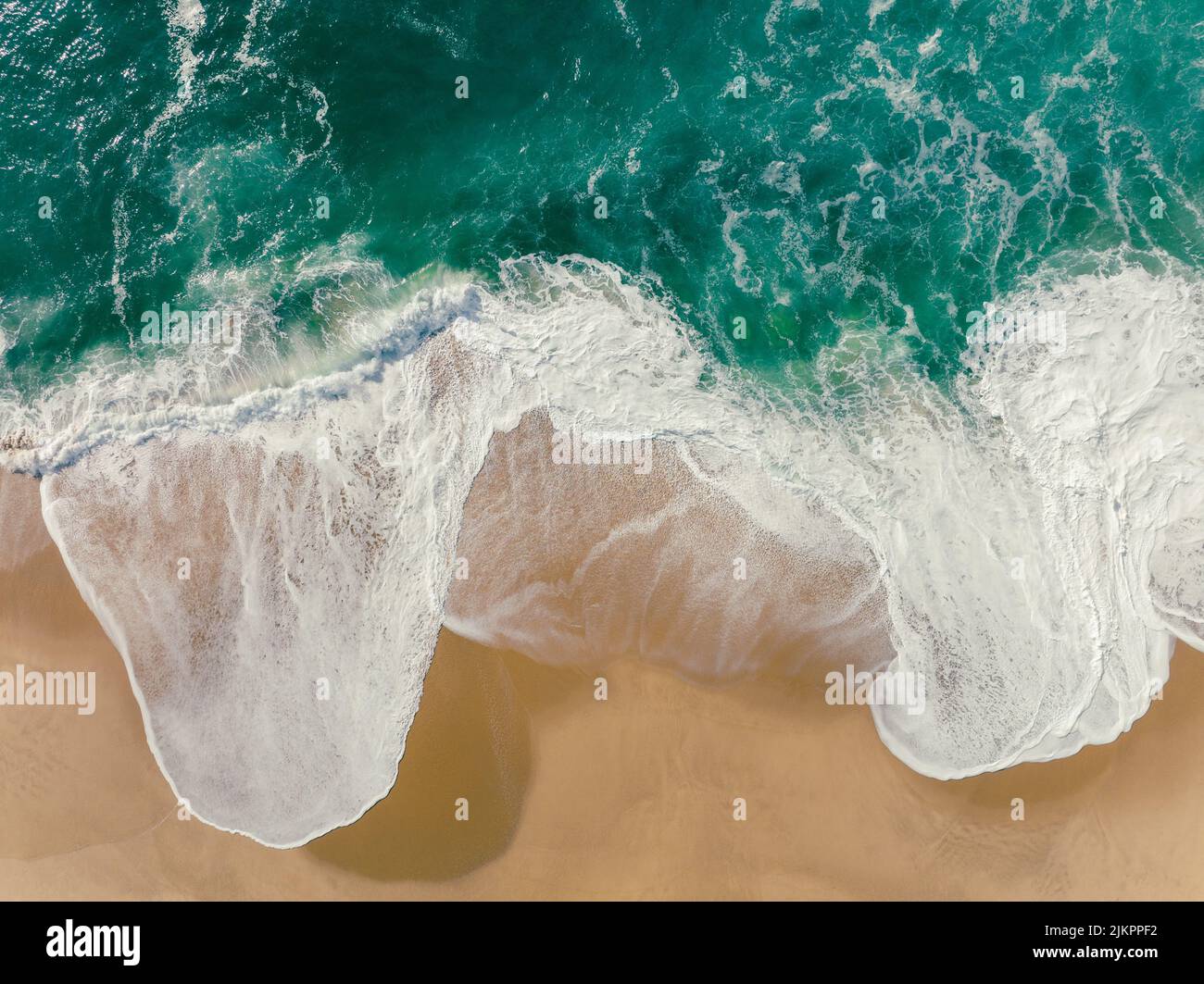 Water touching sand hi-res stock photography and images - Alamy