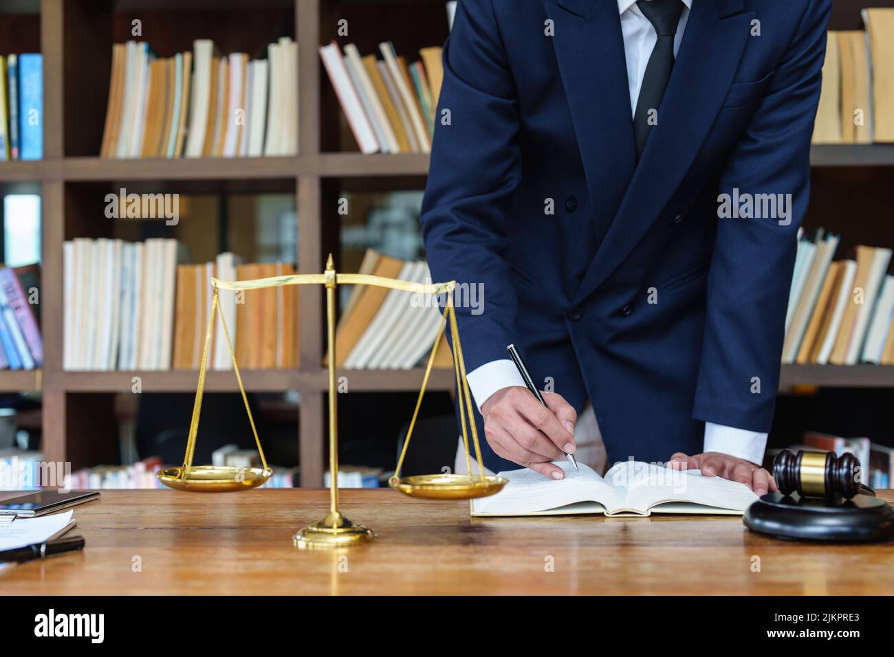 Reading law hi-res stock photography and images - Alamy