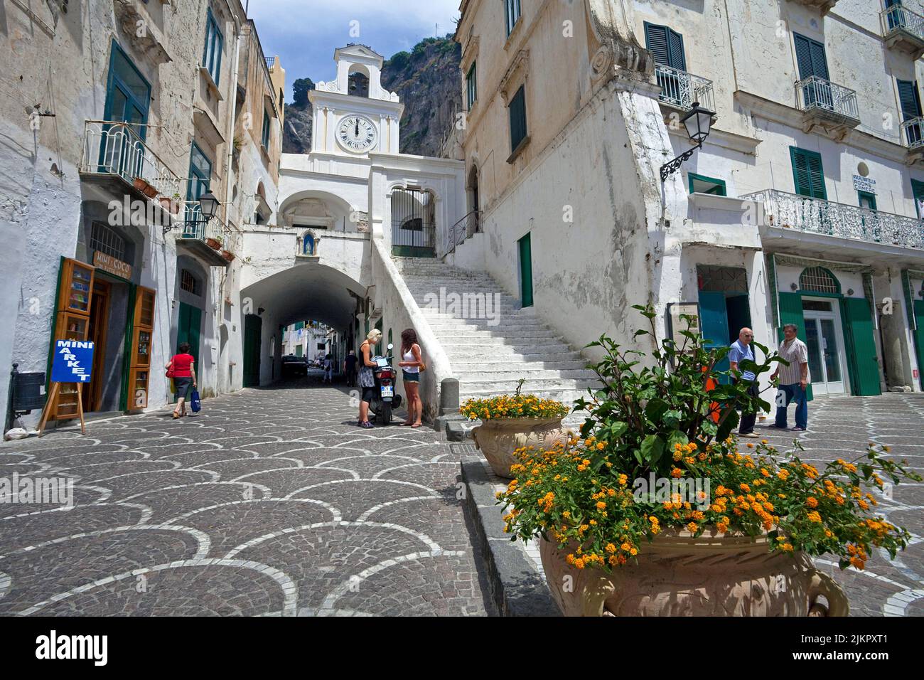 Ikirche hi-res stock photography and images - Alamy
