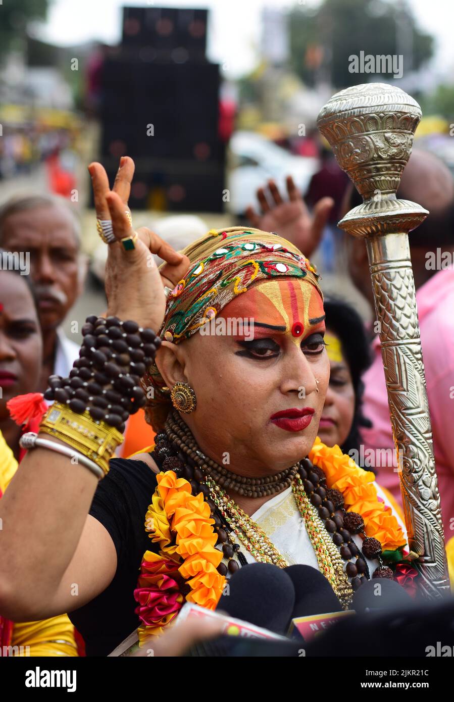 India : Maha mandleshwar Himangi sakhi (Holy Transgender) carries the ...
