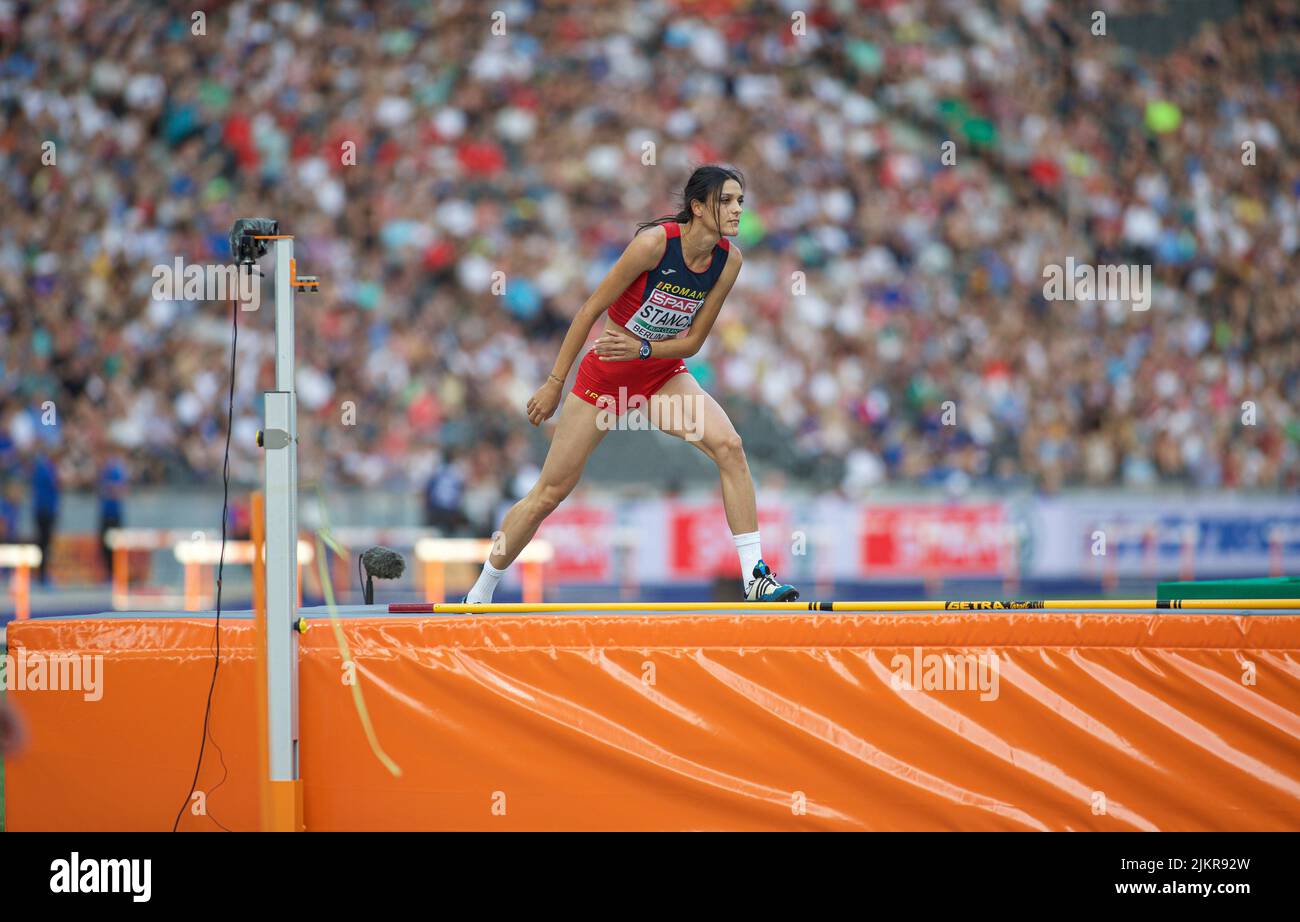 Daniela Stanciu participating in the high jump at the European ...