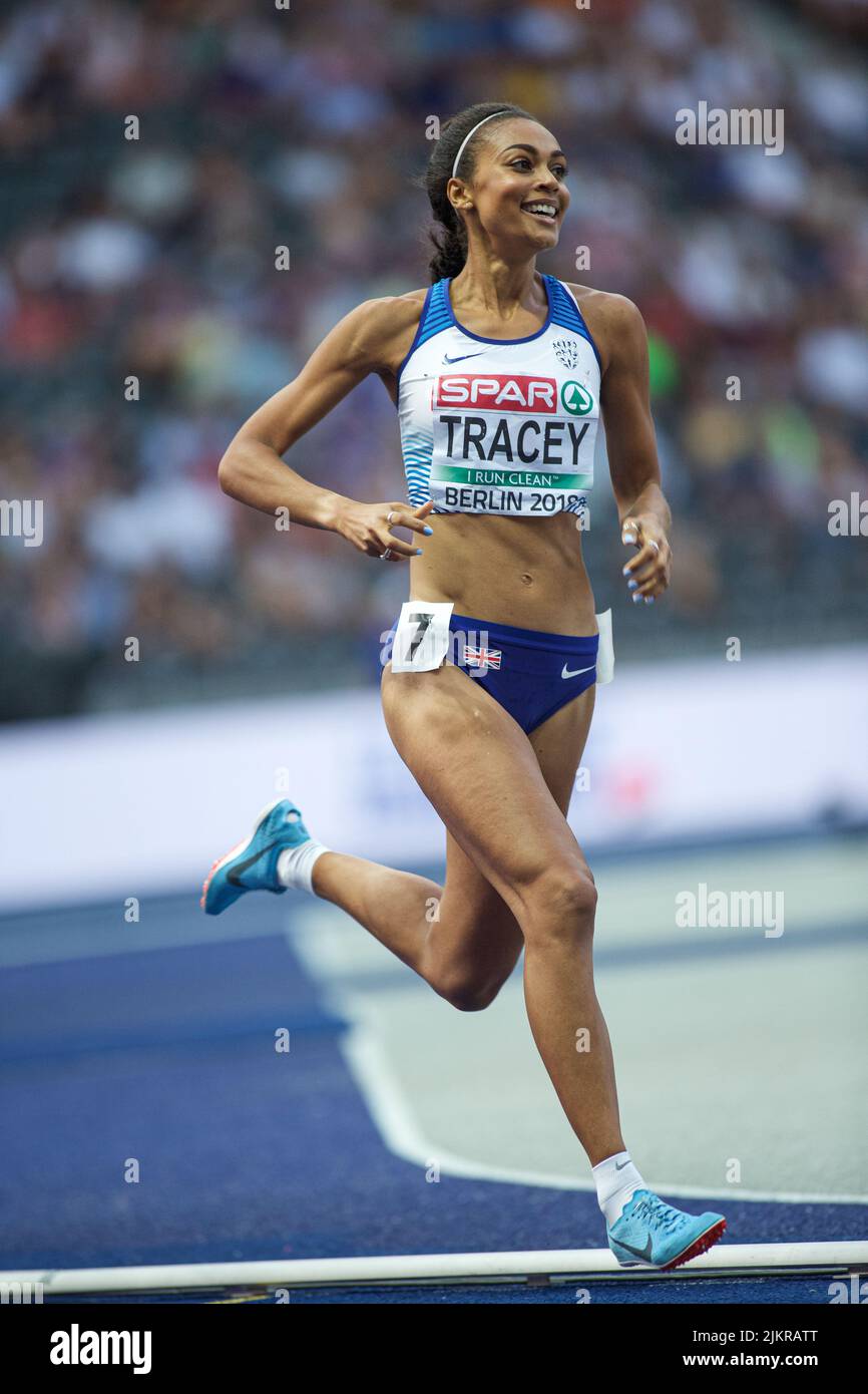 Adelle Tracey participating in the 800 meters at the European Athletics ...