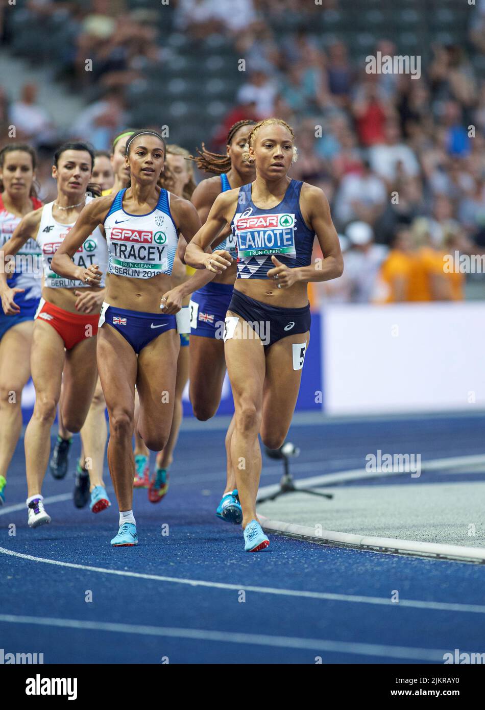 Rénelle Lamote participating in the 800 meters at the European ...