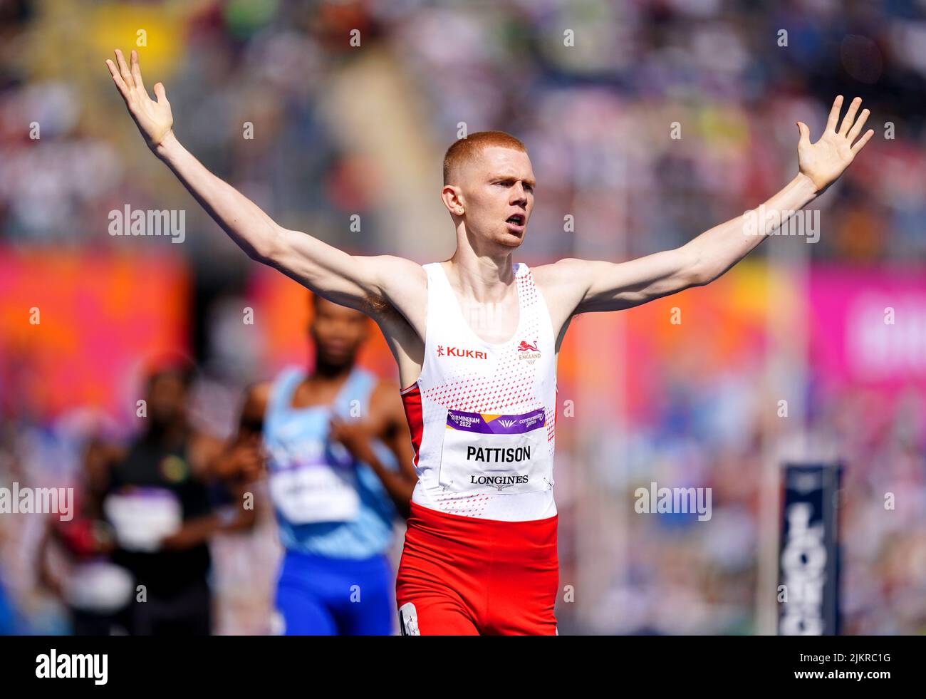 Mens 800m heat six hi-res stock photography and images - Alamy