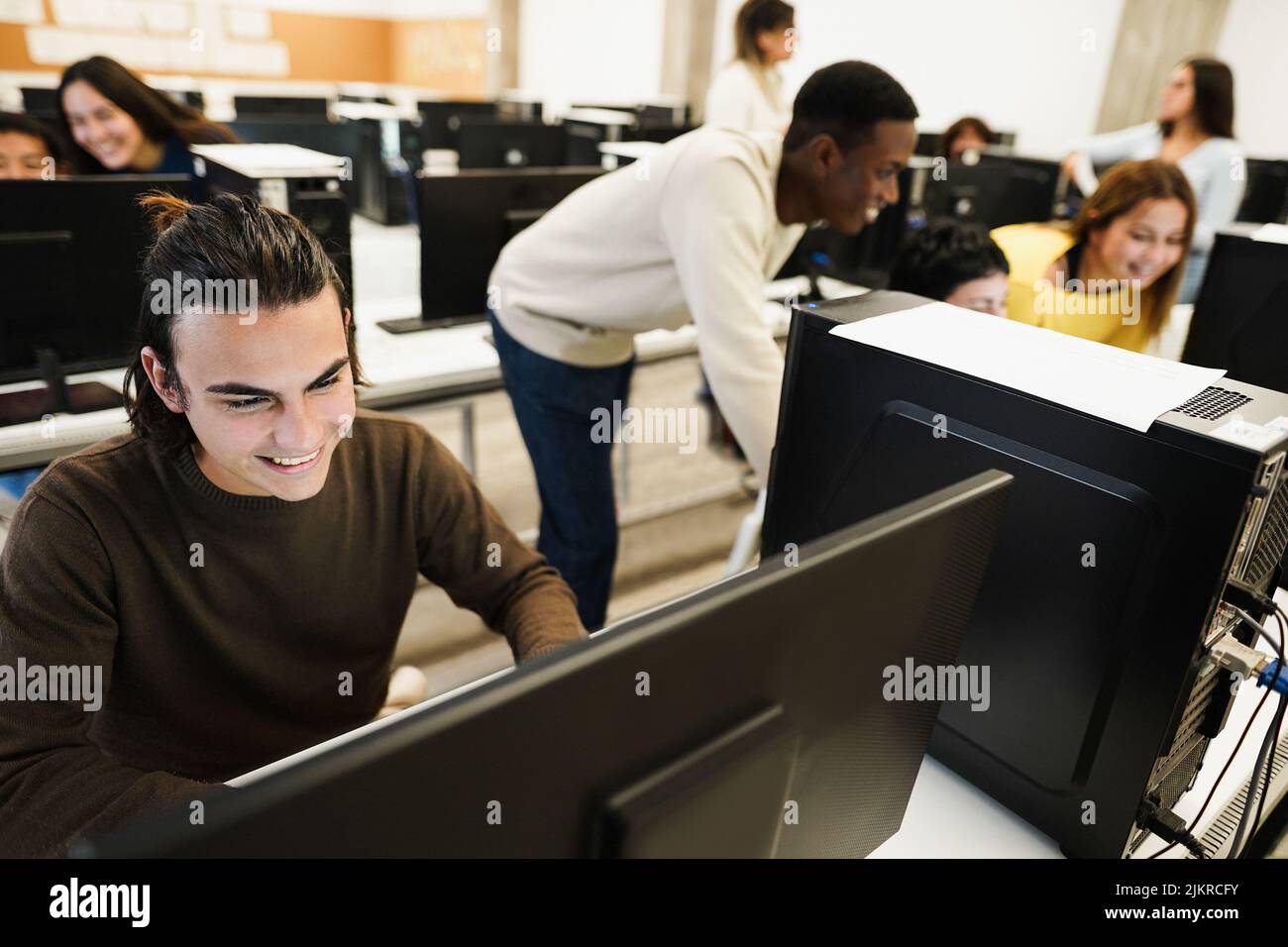 Teacher students africa computer hi-res stock photography and images - Alamy